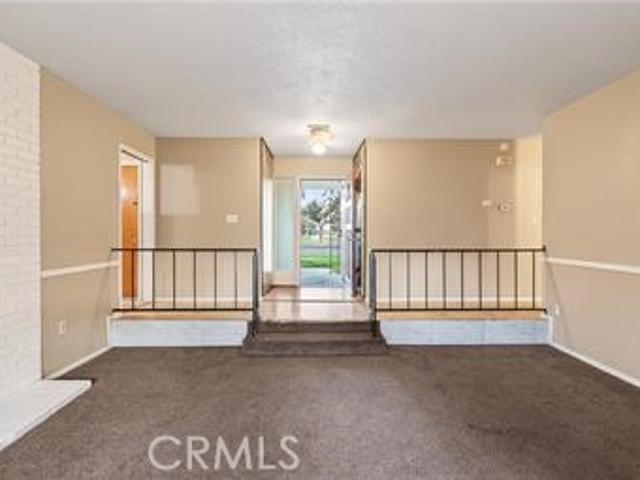 3205 N Parsons