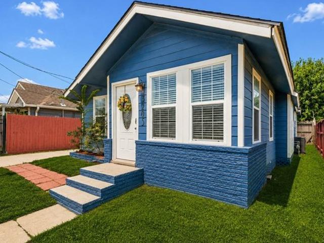 3205 Eastex Fwy, Houston, TX 77026