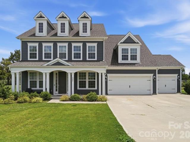 3205 Kintore Ln, Concord, NC 28027