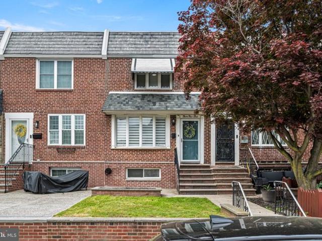 3205 S Juniper St, Philadelphia, PA 19148