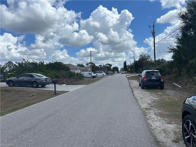 3205 W 8th St, Lehigh Acres, FL 33972 | MLS #226009