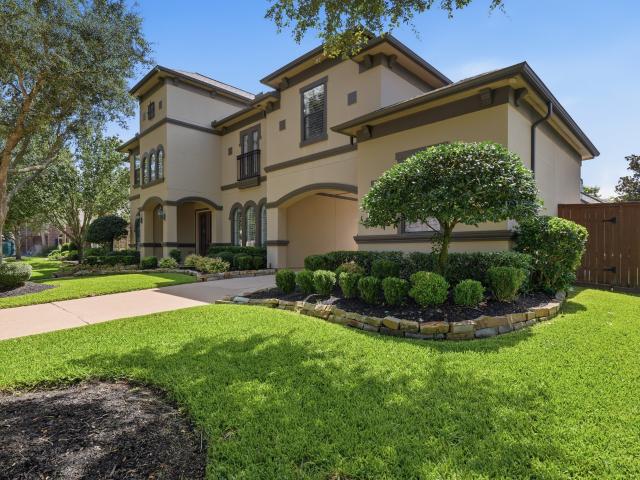 3206 Beacon Heights