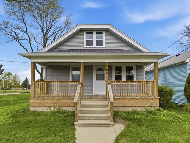 3206 E Grange Ave, Cudahy, WI 53110