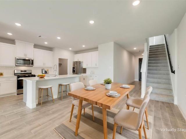 3206 Lucia Way
