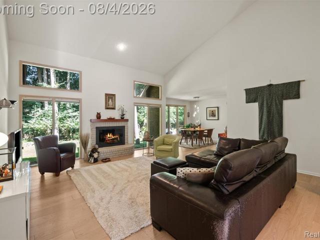 3206 Park Forest Drive