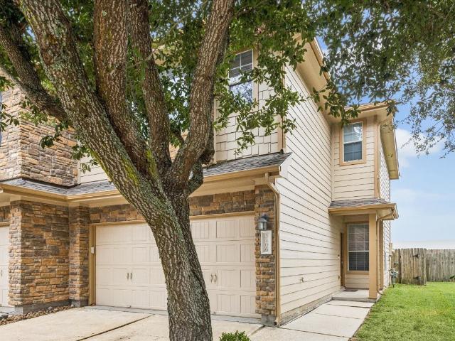 3206 Pearl Bluff Ln, Houston, TX 77047 | MLS #59667 | Compass