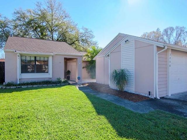 3206 Russett Dr, Tampa, FL 33618
