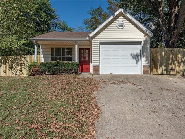 3206 W Oakfield St, Fayetteville, AR 72704