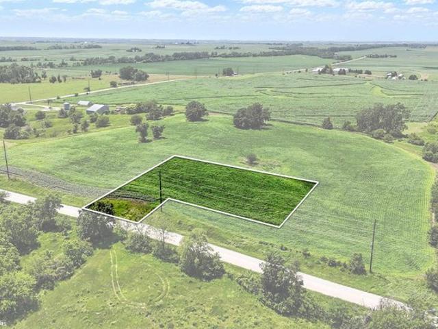 32075 th Ave, Maxwell, IA 50161