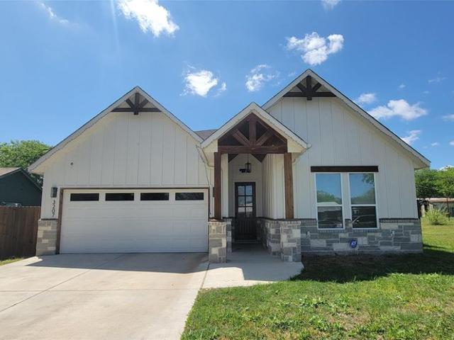 3207 NW 30th St, Fort Worth, TX 76106