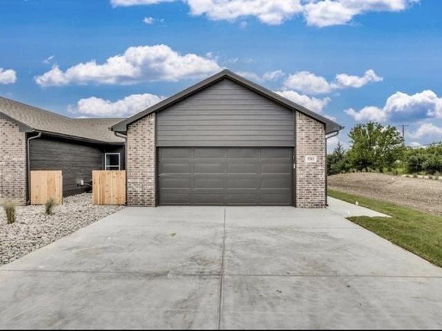 3207 E Thunder St, Wichita, KS 67220