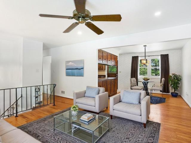 3207 Indian Wood Lane