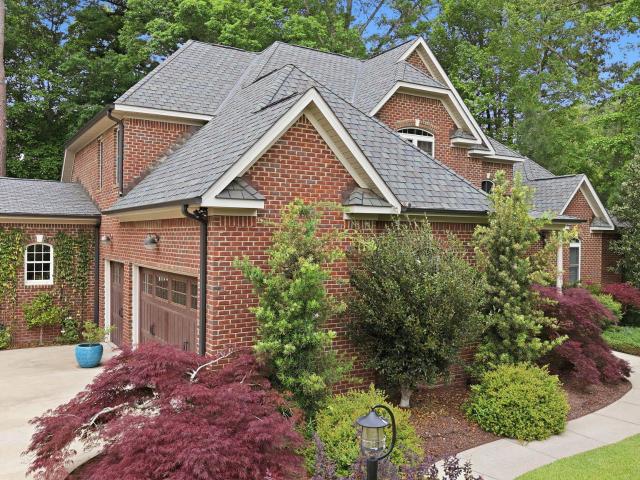 3207 Jennings Farm Drive NW