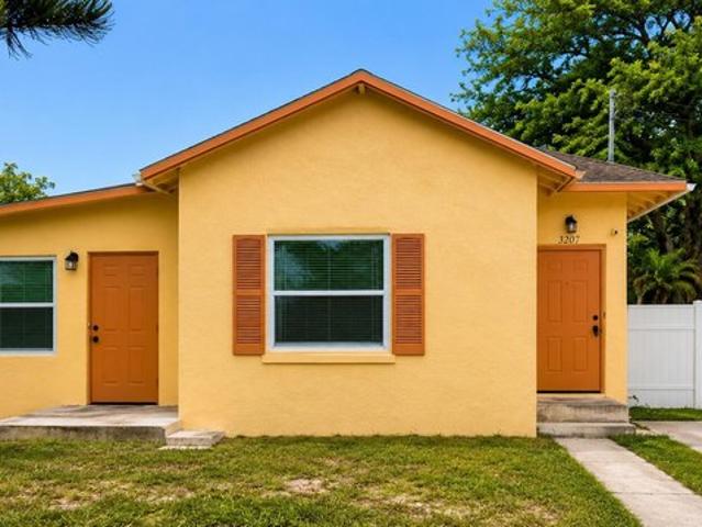 3207 Pinewood Ave, West Palm Beach, FL 33407