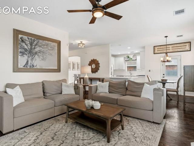 3208 Bratton Heights Dr, Austin, TX