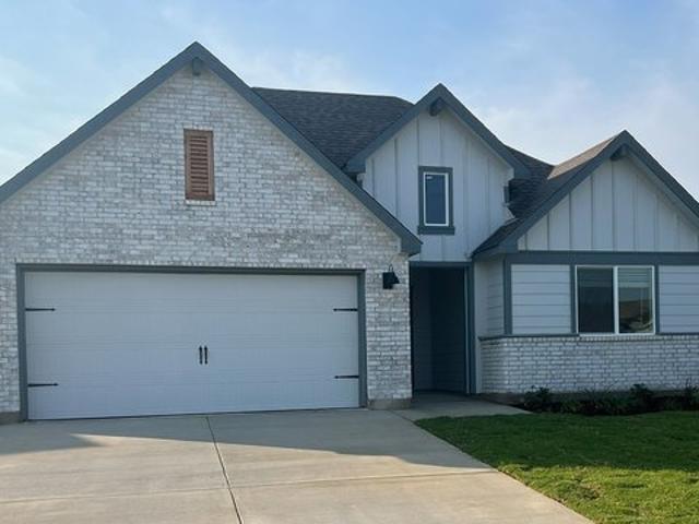 3208 Cyprian Rd, Lorena, TX 76655