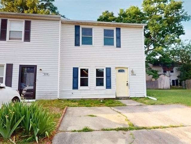 3208 Clover Rd E, Chesapeake, VA 23321