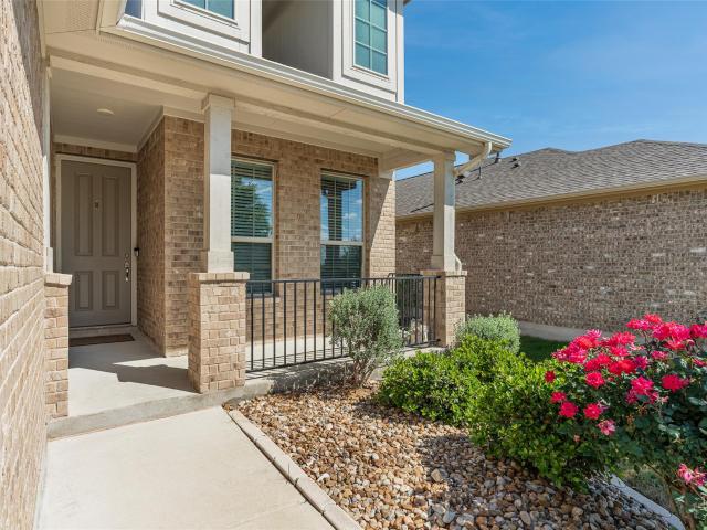 3208 De Luca Ct