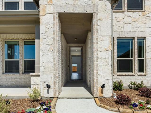 3208 Emerald Trace Drive