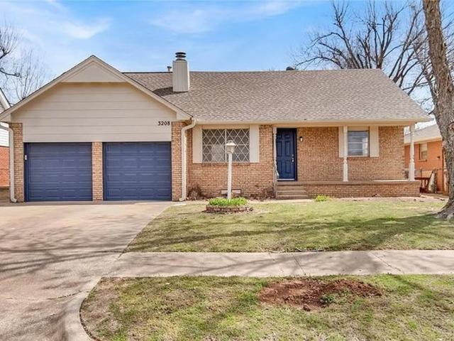 3208 Hardy Dr, Edmond, OK 73013