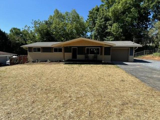 3208 Kings Point Rd, Chattanooga, TN 37416