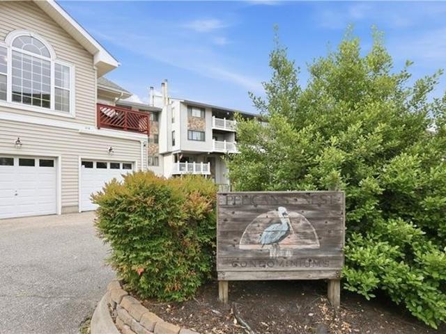 3208 Lynnhaven Dr, Virginia Beach, VA 23451