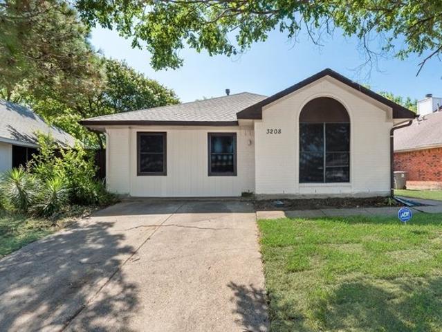 3208 Poplar Springs Ln, Dallas, TX 75227