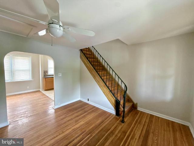 3208 W Willard Street