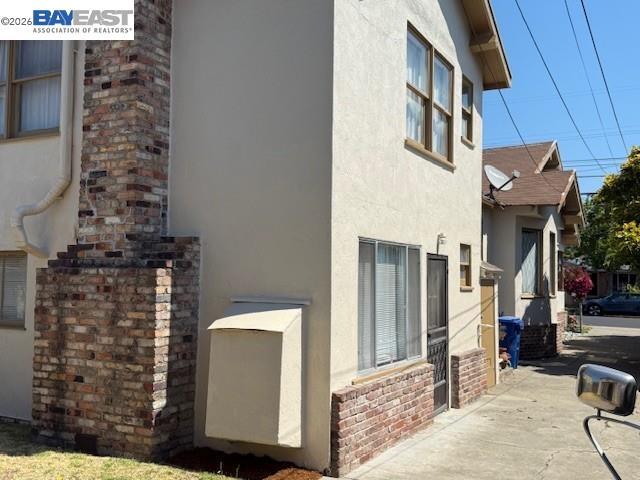 3208 Washington St, Alameda, CA 94501 | MLS #41129 | Compass