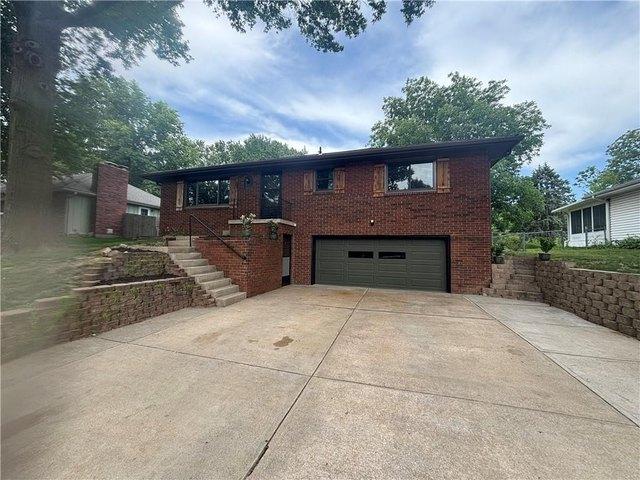 3209 N 36th Ter, Saint Joseph, MO 64506