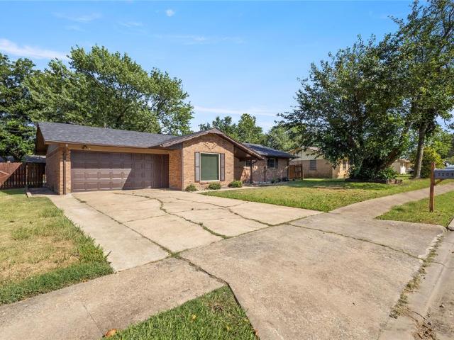 3209 N Calais St, Sherman, TX 75090 | MLS #21225 | Compass