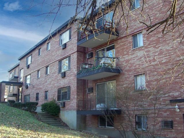 3209 Bishop Street Studio Apartment for Rent at 3209 Bishop St, Cincinnati, OH 45220 Clifton