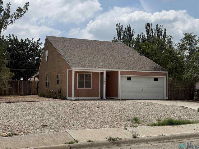 3209 Chiquita Ln, Roswell, NM 88201