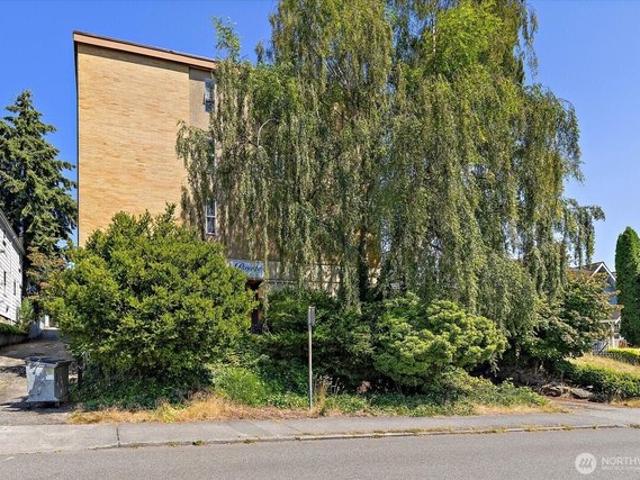 3209 Hoyt Ave Apt 302, Everett, WA 98201