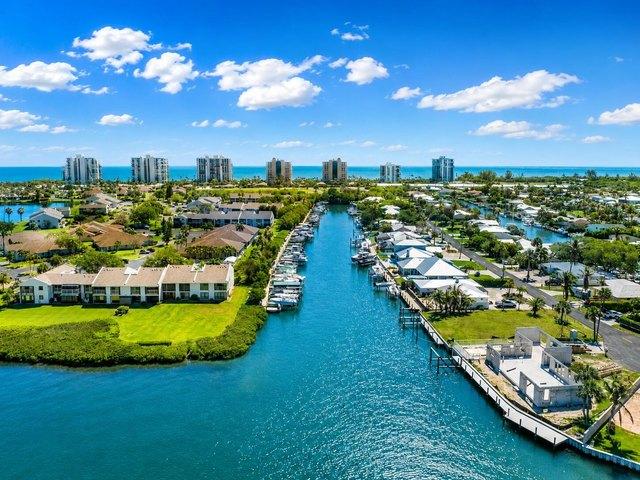 3209 S Lakeview Cir Unit 8105, Hutchinson Island, FL 34949
