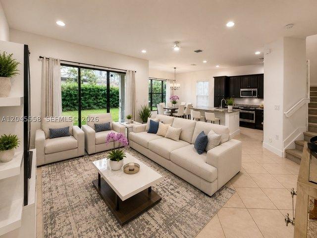 3209 W 98th Pl, Hialeah, FL 33018