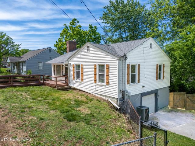 3209 Washington Pike