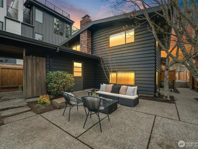 3209 61st Ave SW, Seattle, WA 98116