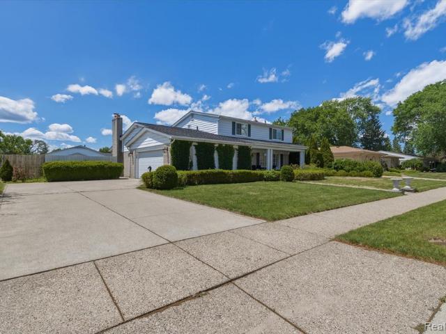 32007 Claeys Drive