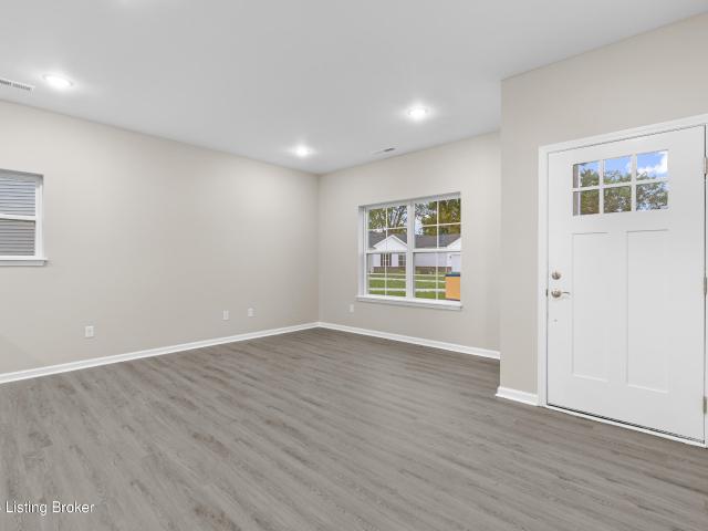 3200 Maldon Ct