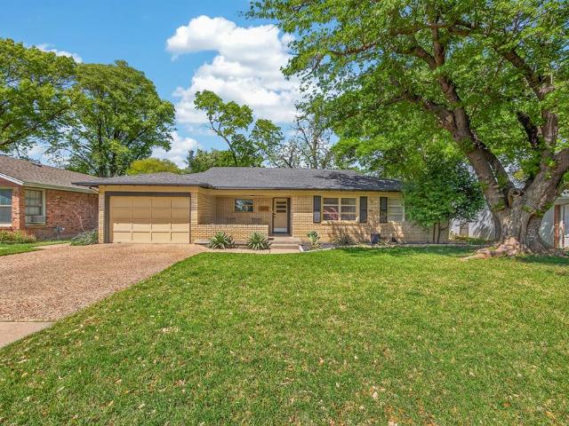 3200 Medina Ave, Fort Worth, TX 76133 | MLS #21216 | Compass