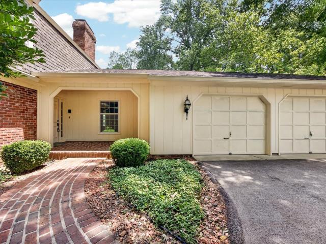 3200 N Browncliff Lane