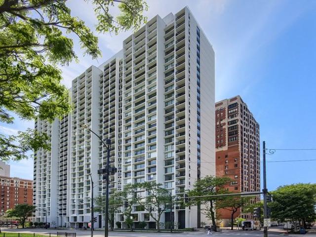 3200 N Lake Shore Dr Apt 708, Chicago, IL 60657