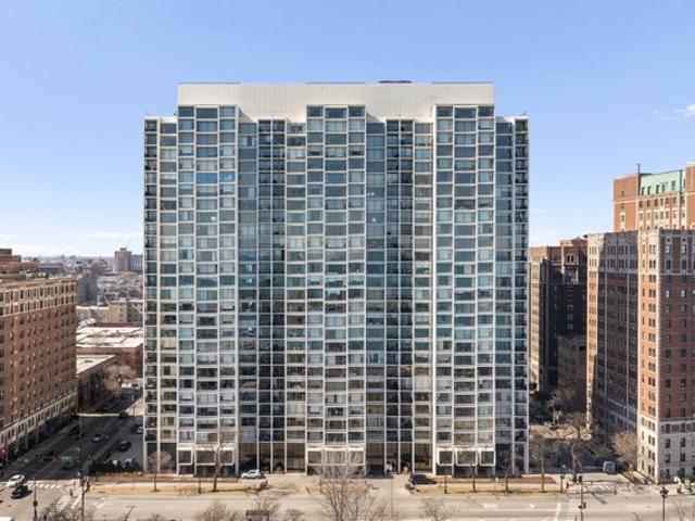 3200 N Lake Shore Dr Apt 702, Chicago, IL 60657