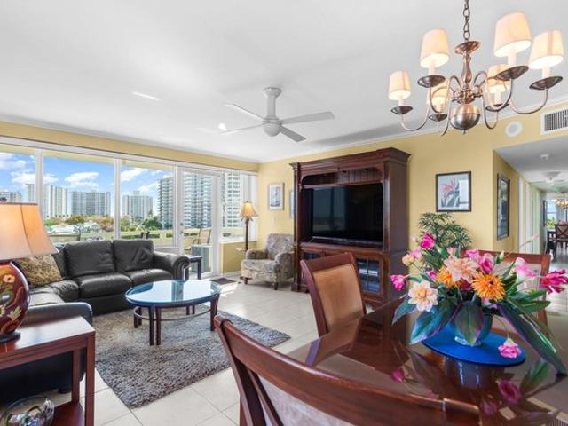 3200 NE 36th St Apt 609, Fort Lauderdale, FL 33308