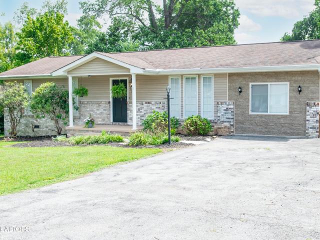 3200 Cross Valley Rd