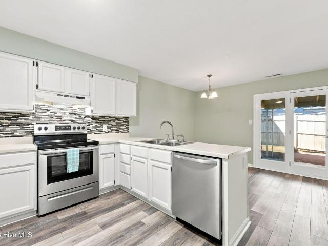 3200 Crystal Oaks Lane # 850