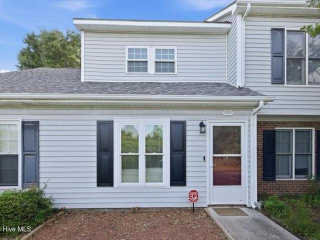 3200 Crystal Oaks Ln Apt 820, Morehead City, NC 28557