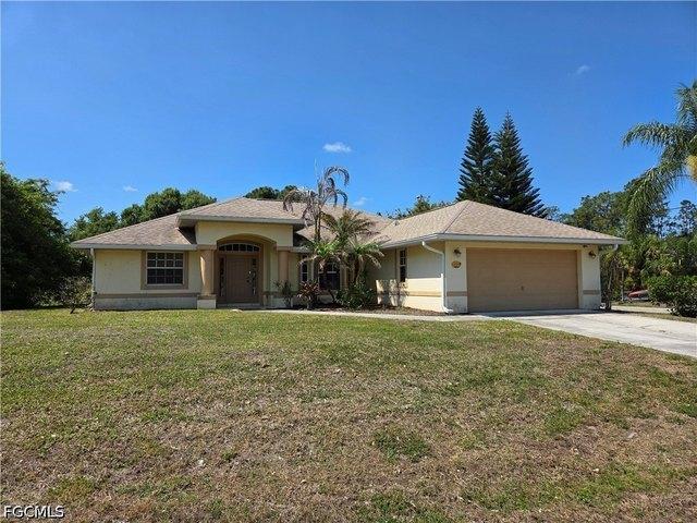 3200 E 6th St, Lehigh Acres, FL 33972