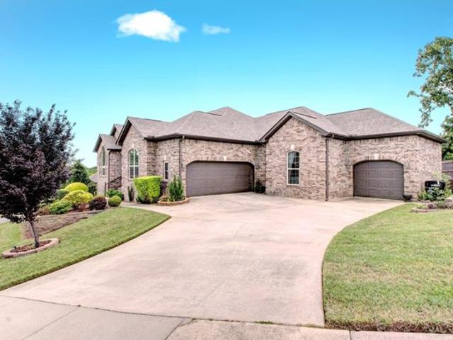 3200 Falling Water Rd, Sherwood, AR 72120